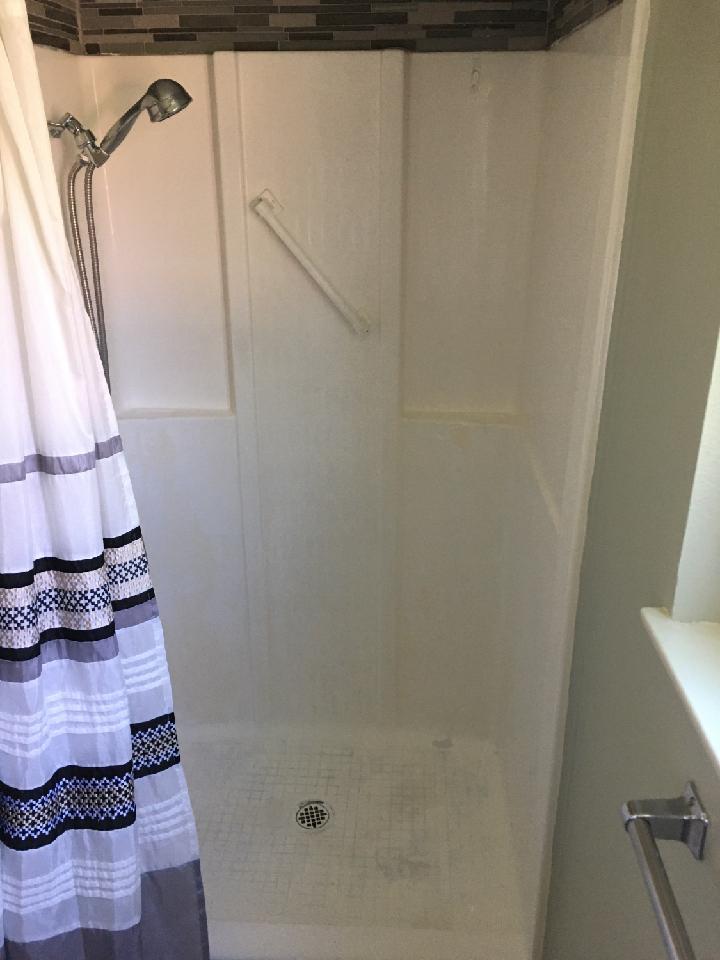 Bathroom Refinishing Before & After Gallery | 24hour Bath Inc.
