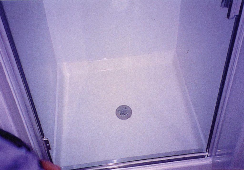 Fiberglass Tub & Shower Refinishing | 24hour Bath Inc.